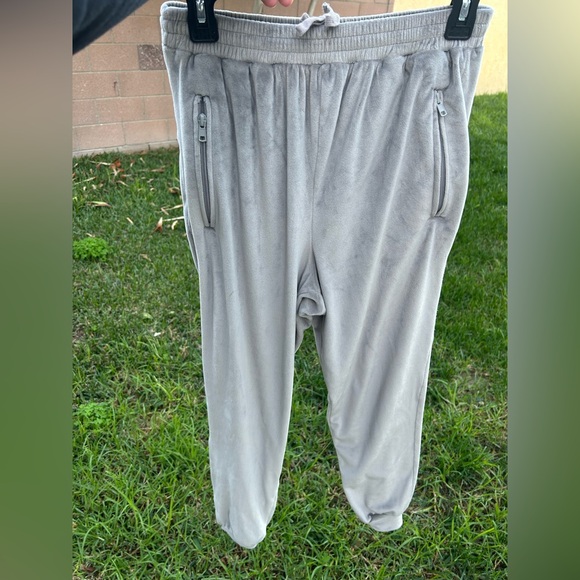 SKIMS | Pants & Jumpsuits | Skims Light Gray Jogger Pants | Poshmark